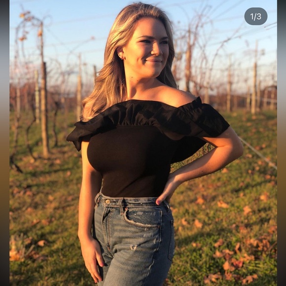 TCEC | Tops | Tcec Off The Shoulder Ruffle Sleeve Bodysuit | Poshmark